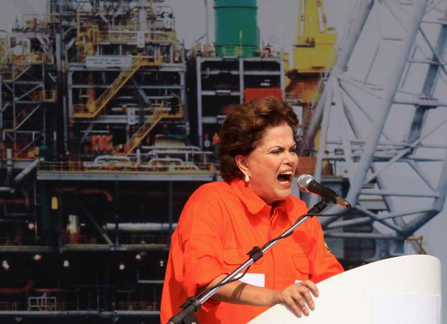 Crise na Petrobras afunda sonho de Dilma de tranformar Brasil em titã ...