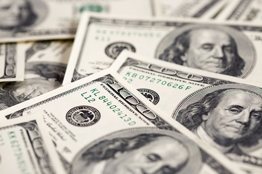 Dólar acima de R$ 4? Entenda como funciona a proteção e por que você ...