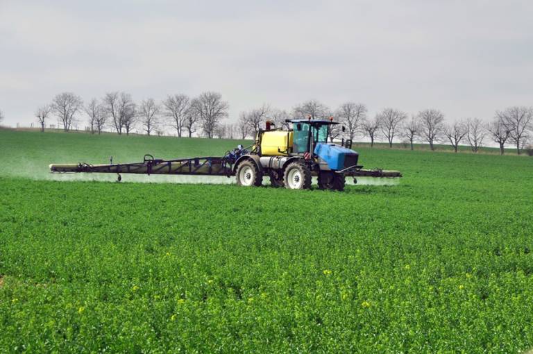 Fertilizantes Heringer (FHER3) vê lucro disparar 835,6% no 4º trimestre ...
