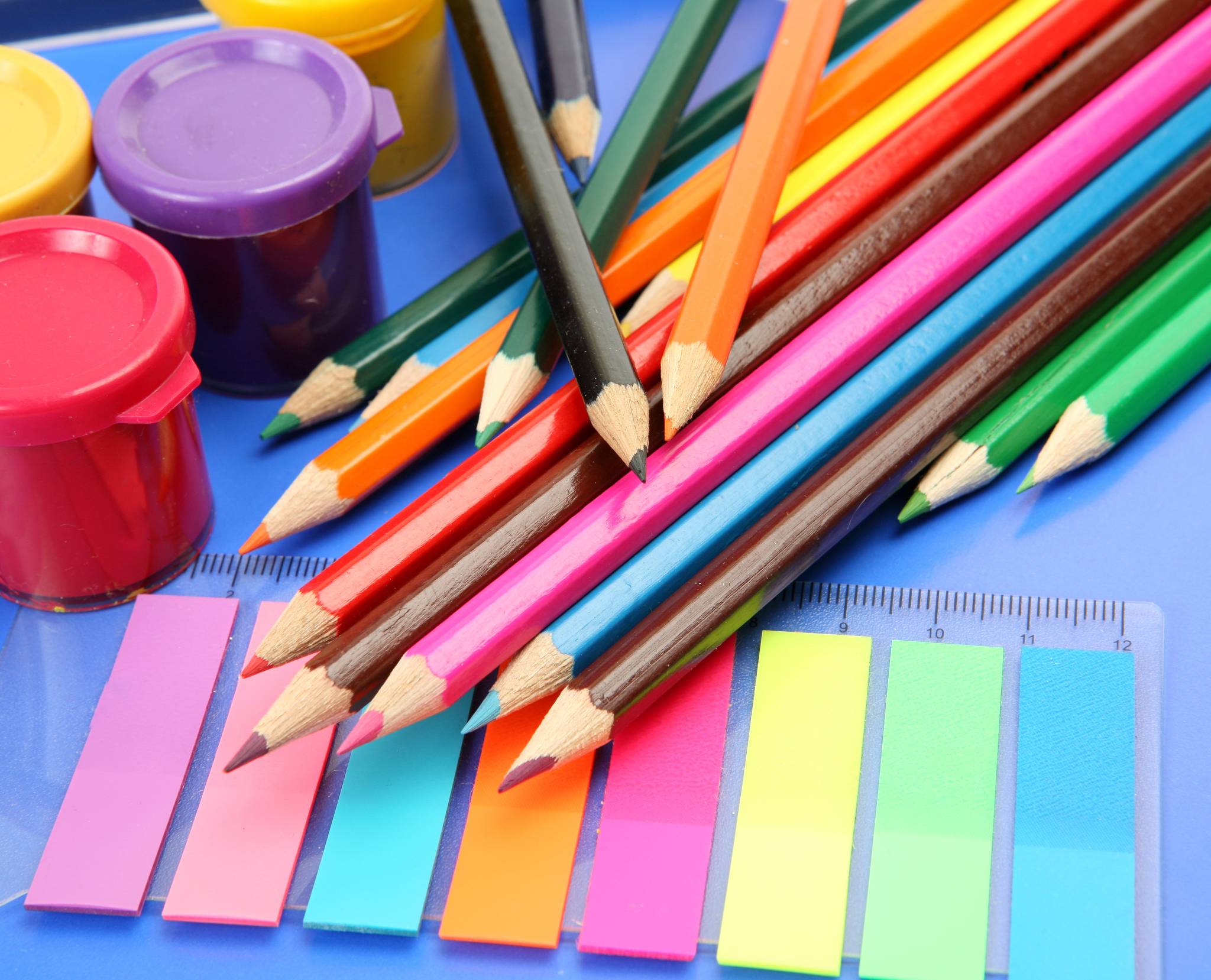 10 dicas para economizar nas compras de material escolar