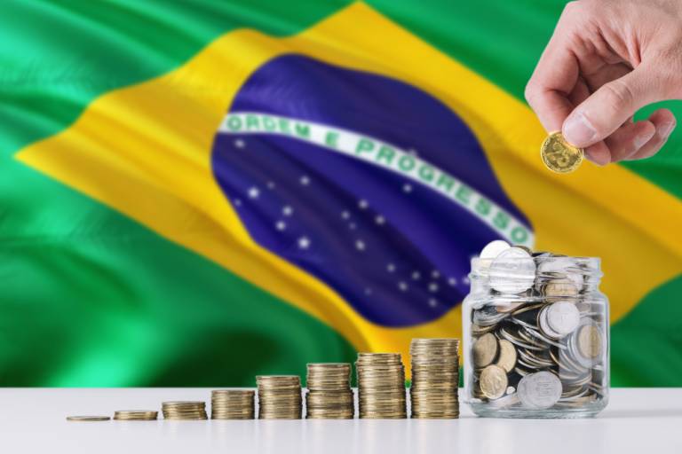 Choque do petróleo mascara risco de déficit e dívida pública, alerta ...