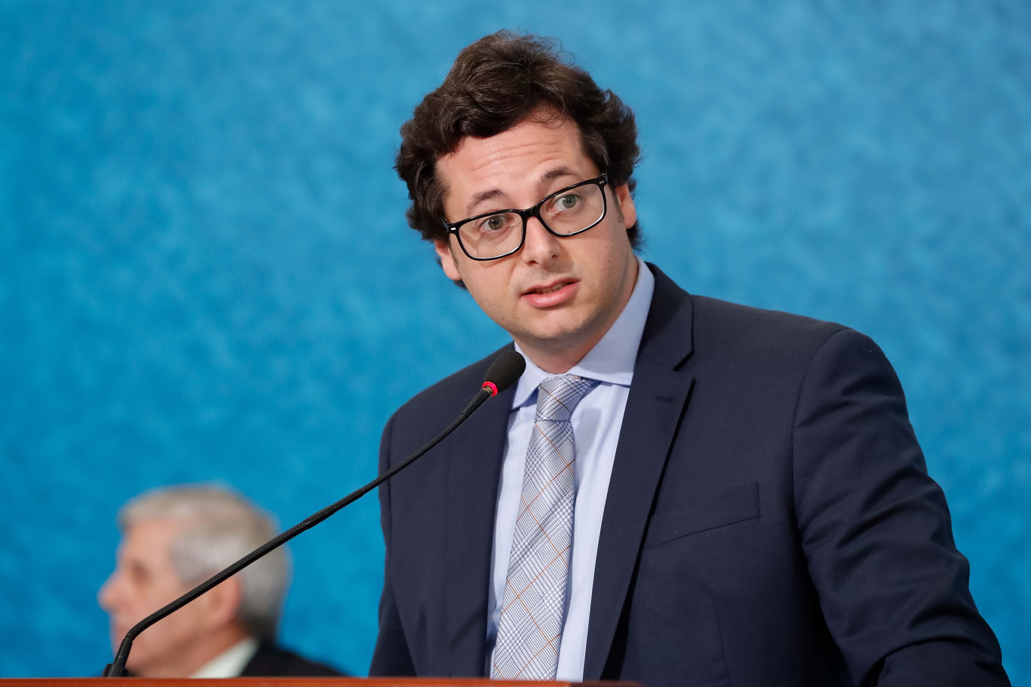 Advogado de Bolsonaro diz que ex-presidente ‘nunca cogitou sair do Brasil’