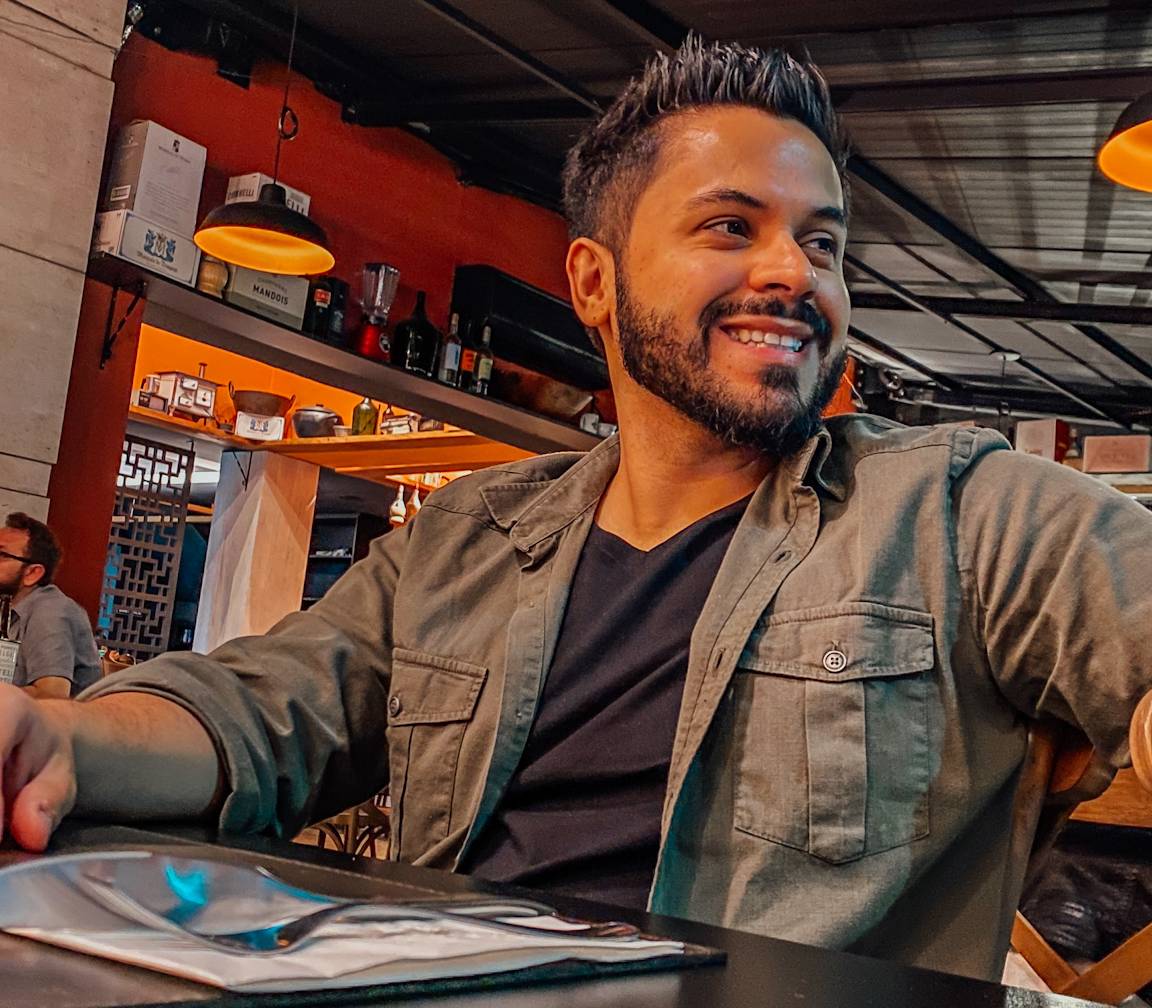 Engenheiro ensina investir para tornar a trajetória profissional mais leve