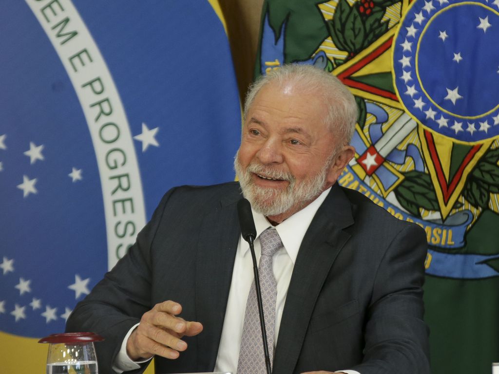 Lula afunila lista de favoritos para PGR, mas não define momento da escolha