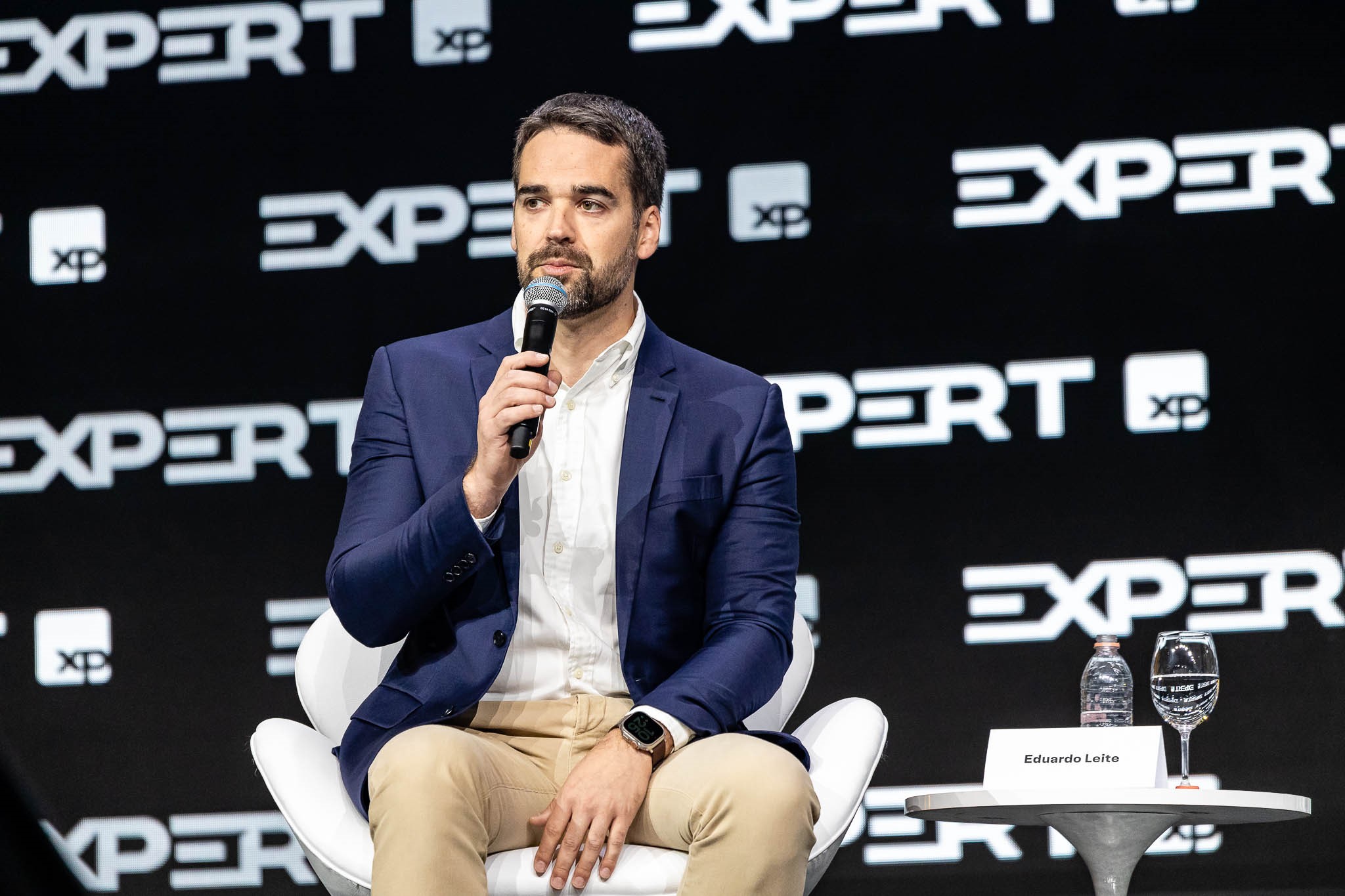 Leite critica volta do imposto sindical e defende fim de retrocessos em reformas já aprovadas