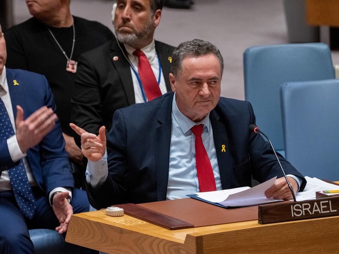 Ministro da Defesa de Israel diz que líder supremo do Irã ‘não pode ...