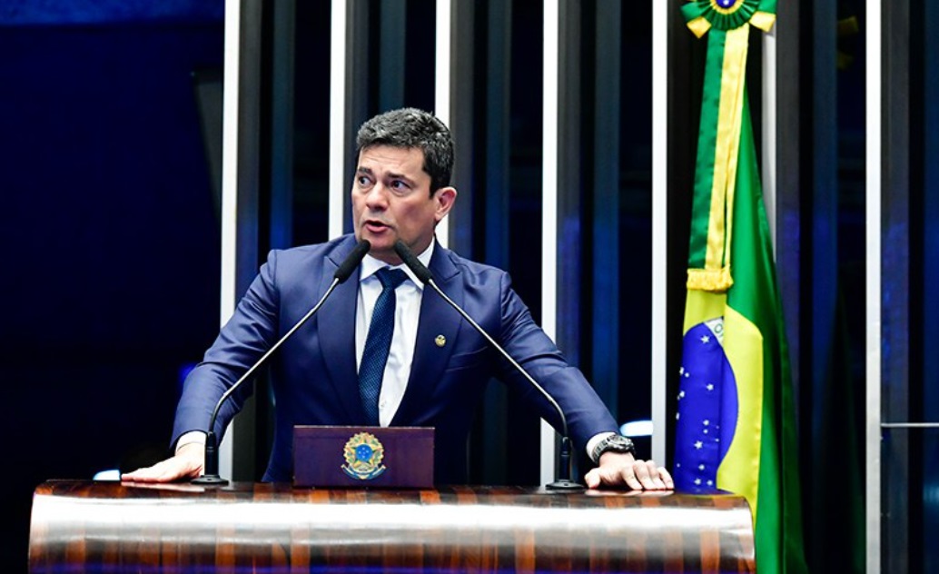Moro aposta em acusações da Lava-Jato contra PT, que revida críticas à ...