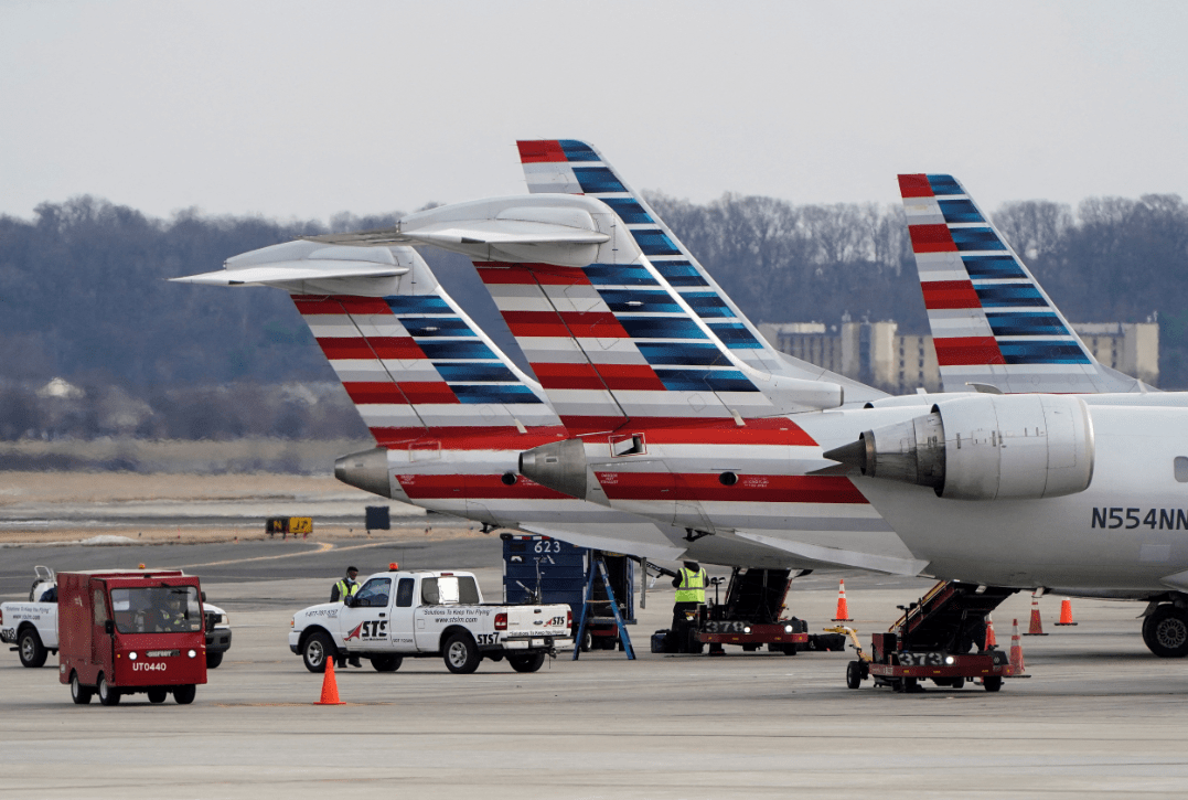 American Airlines supera em lucro e receita no 4T, mas vê prejuízo no ...