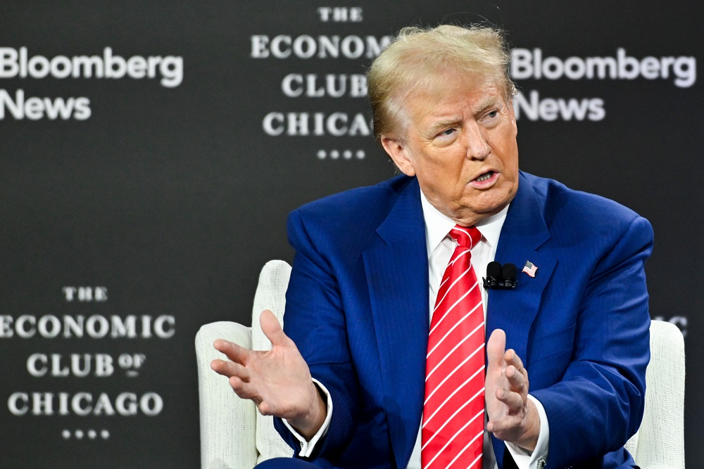 Trump defende sua agenda econômica, dizendo que tarifas vão impulsionar ...