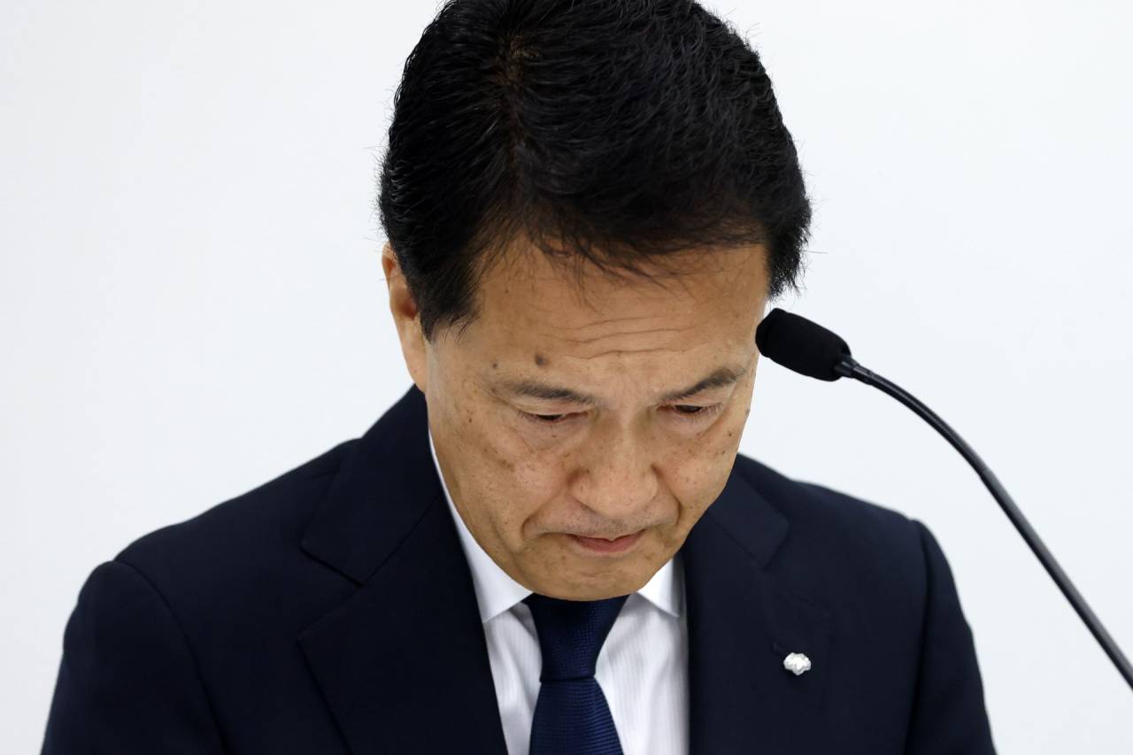 CEO da Nomura aceita corte de salário como punição por escândalo de ex ...