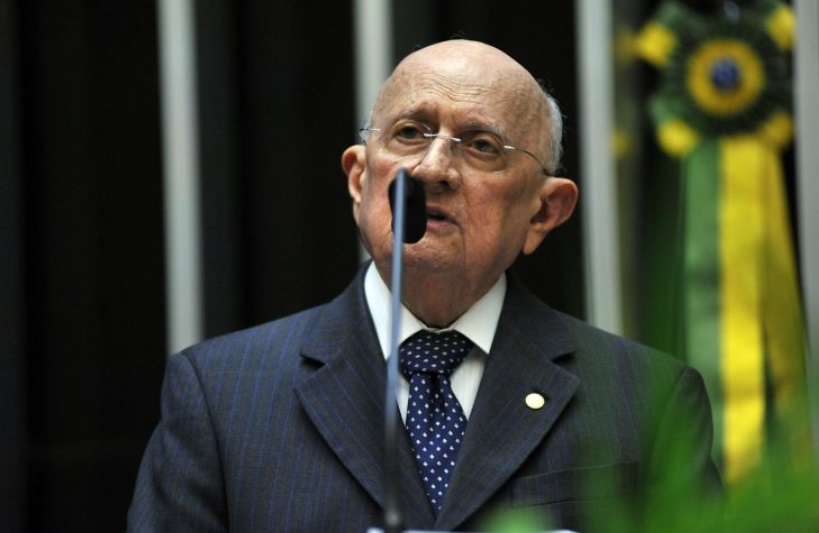 Morre o ex-deputado José Linhares, aos 94 anos