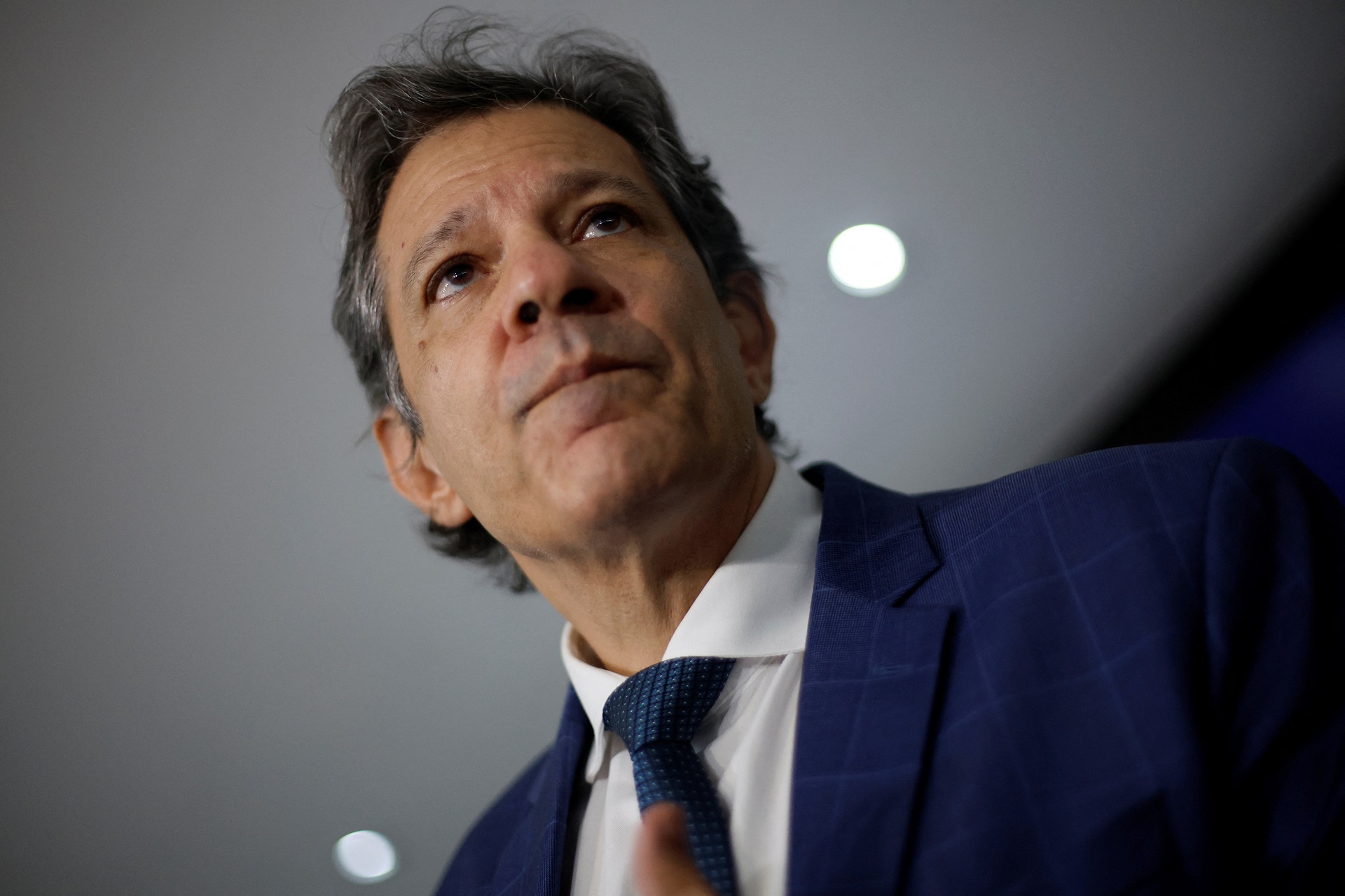 Haddad vê apoio do Senado para ampliar isenção do IR e prevê sanção ...