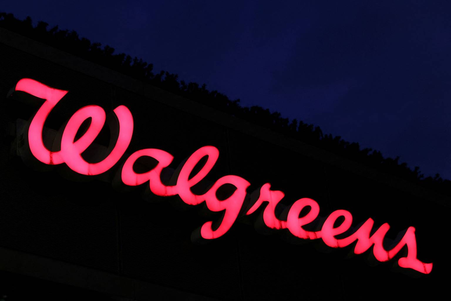 Walgreens fecha acordo para ser adquirida em negócio de até R$ 132 bilhões