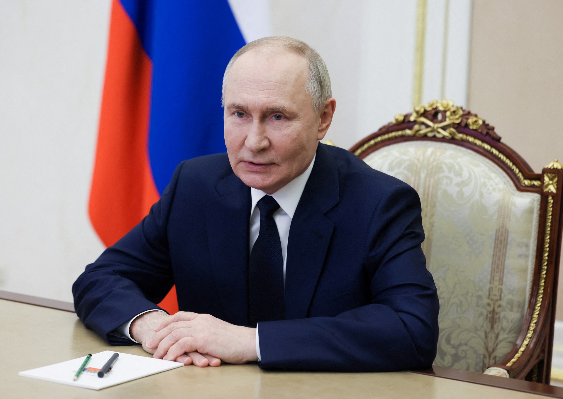 Rússia e China têm “planos grandiosos” para cooperação espacial, diz Putin