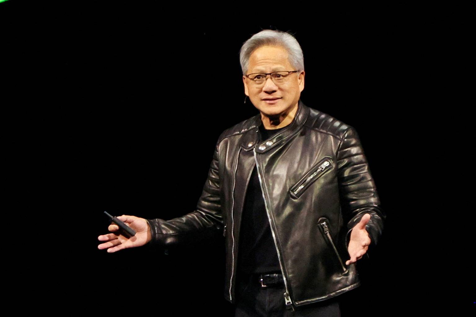 Nvidia atinge recorde histórico e volta a ser a empresa mais valiosa do ...
