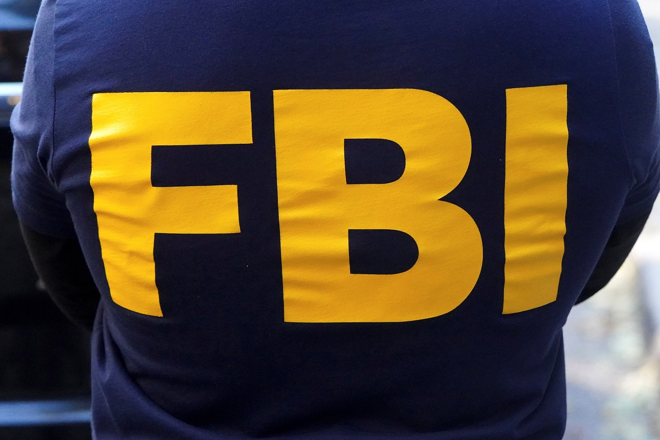 FBI diz que atirador tinha lista com 45 democratas