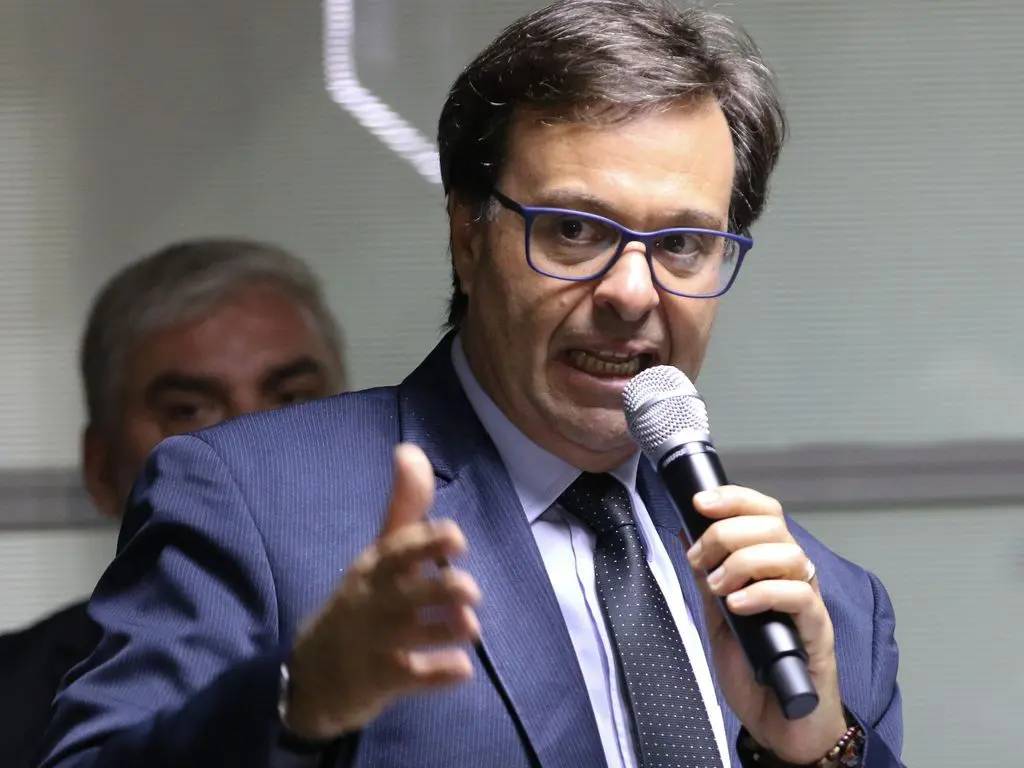 Quem é Gilson Machado, ex-ministro de Bolsonaro preso por tentar ajudar ...