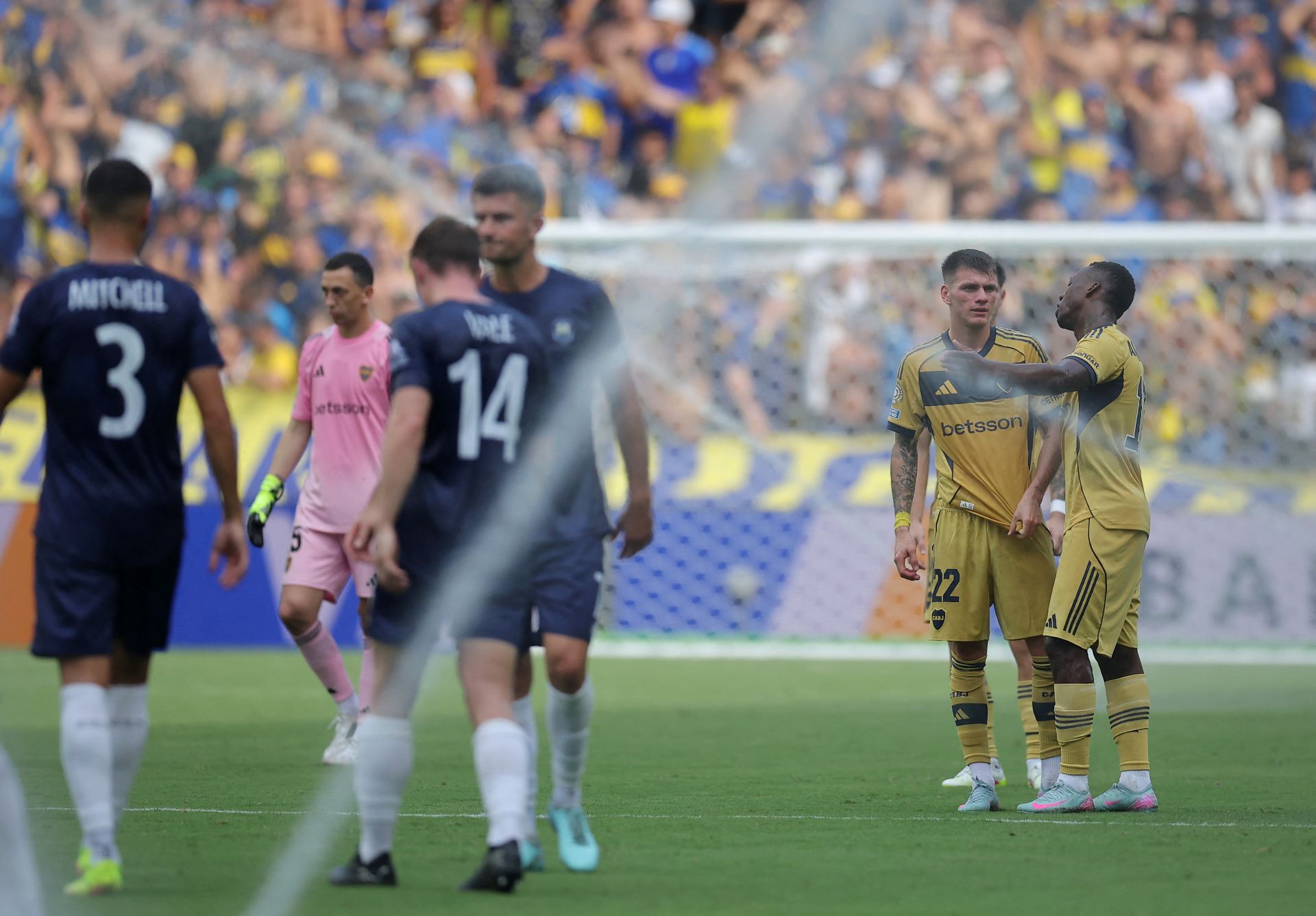 Calor extremo na Copa do Mundo de Clubes preocupa jogadores e torcedores