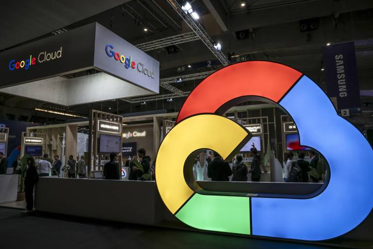 Google e Blackstone lançam empresa de nuvem para IA com aporte de US$ 25 bi