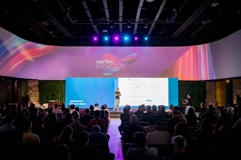 Maior evento de IA para negócios do Brasil destaca Inteligência Aumentada como tema