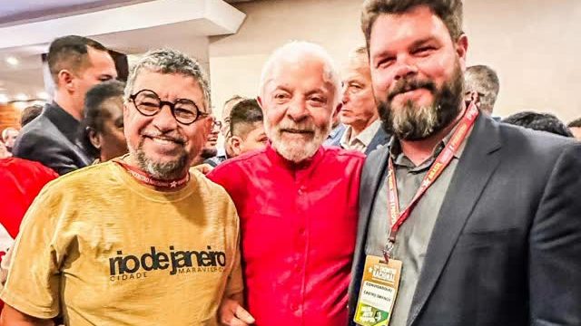 Lula se encontra com neto de Fidel Castro em evento do PT, em Brasília