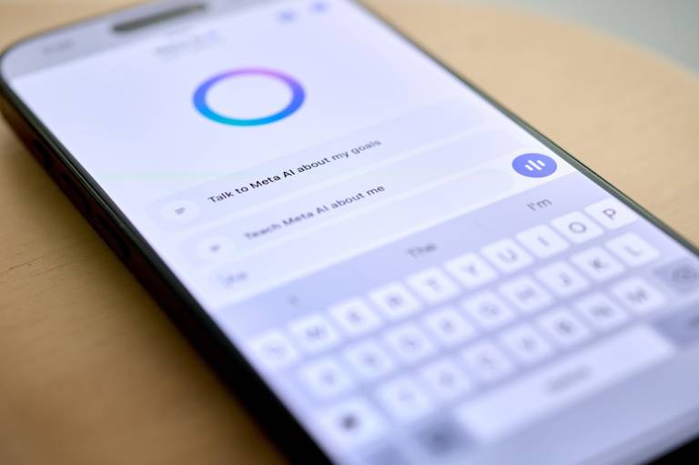 Meta lança assinatura do chatbot Meta AI e busca nova frente de receita