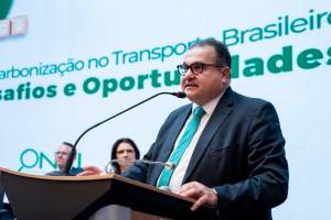 BC precisa dar mais transparência para definição da taxa de juros, diz ...